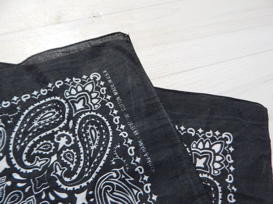 Vintage vintage hav-a-hank paisley black bandana | Grailed Vintage vintage hav-a-hank paisley black bandana | Grailed