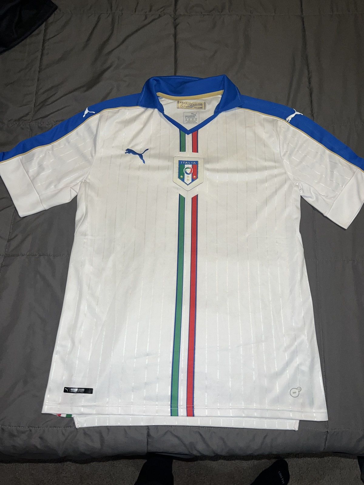 Puma Italy National Team Puma ‘16-17 Away Kit | Grailed